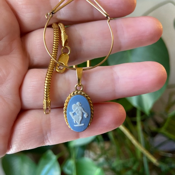 Vintage Gold | Jewelry | Delicate Light Blue Cameo Pendant 4k | Poshmark